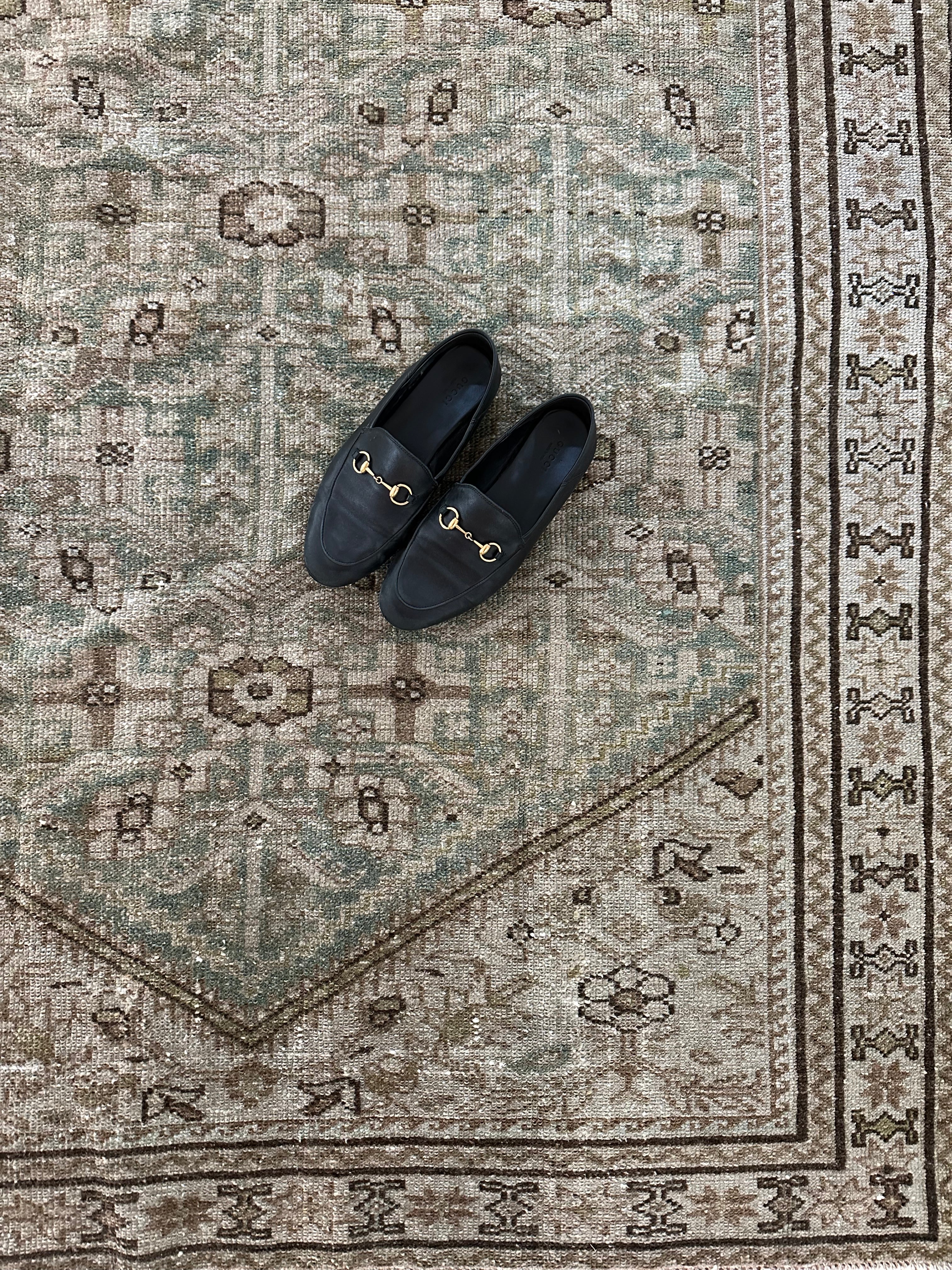 Antique Malayer 4’2” x 6’7” – Brass Anchor Collective
